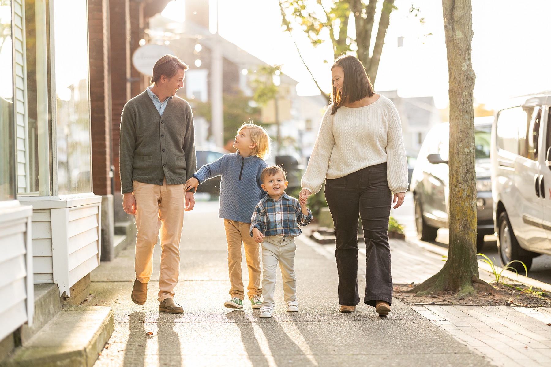 Suh Family | Family Portraits in Wickford, RI - Polar Square Designs